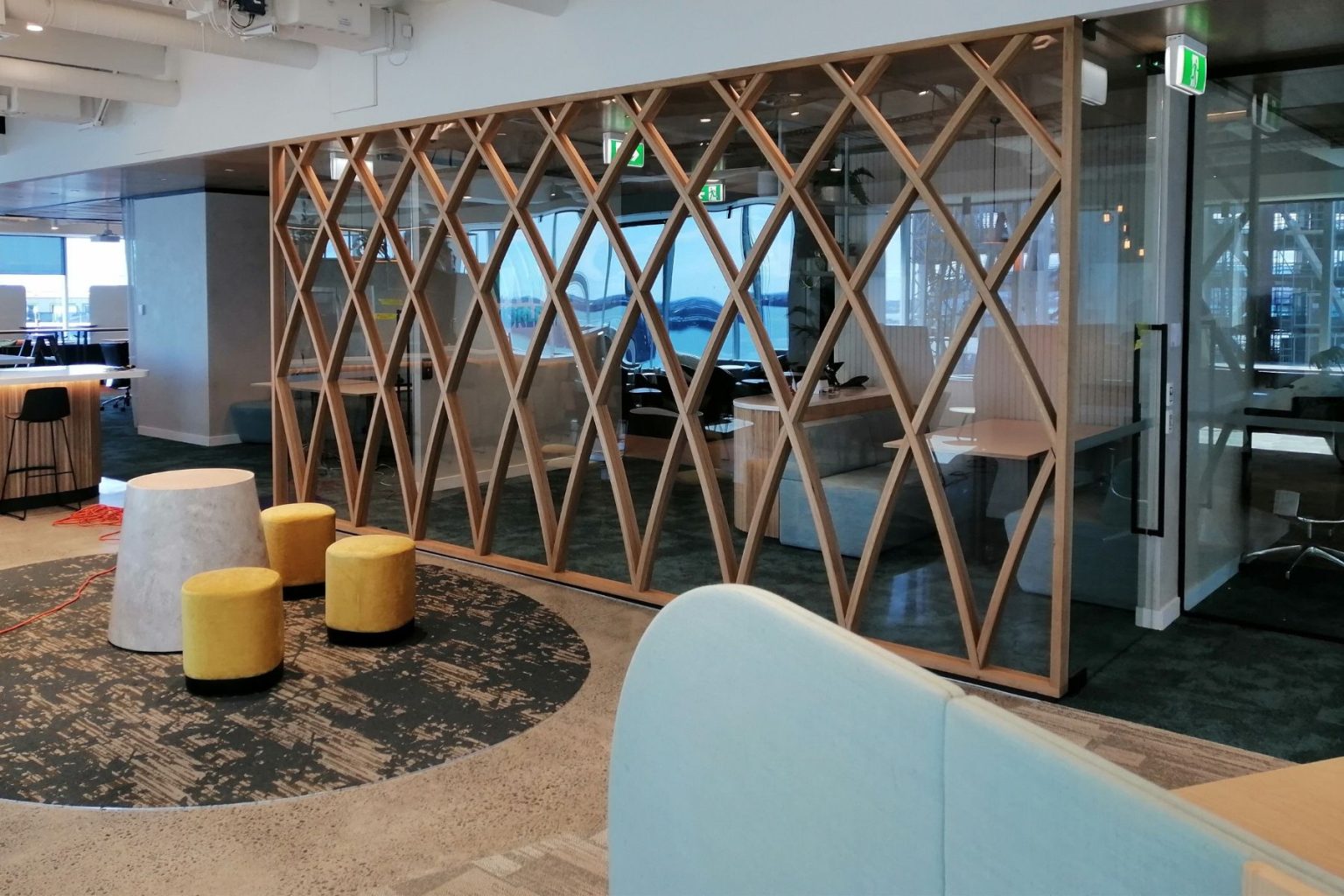 SOLID WOOD SLATS & SCREENS - Woodsmiths